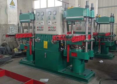 Cina Macchina di vulcanizzazione di gomma della stampa di doppia pressione del posto di lavoro 50T con la muffa manuale che fa scorrere piatto in vendita