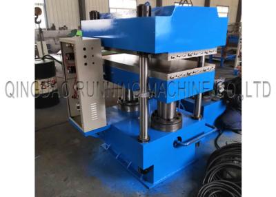 China Máquina de vulcanización de la prensa del aislador 160T del silicio 24KV for sale