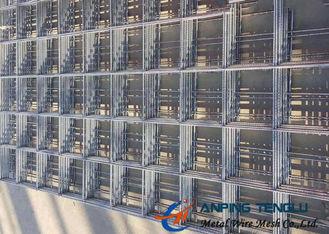 China Reinforcing Welded Mesh Panels, Mainly With 100mm / 200mm Mesh Size for sale
