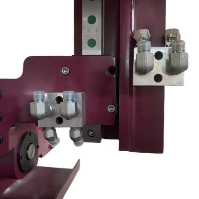 China CE-geprüfte Niederdruck-Druckgussmaschine mit zwei Manipulatoren für Messingarmaturen for sale