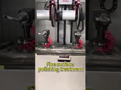 真鍮のハンドルのための 4 つのマニピュレーター 6 の軸線の回転式 CNC の磨く機械
