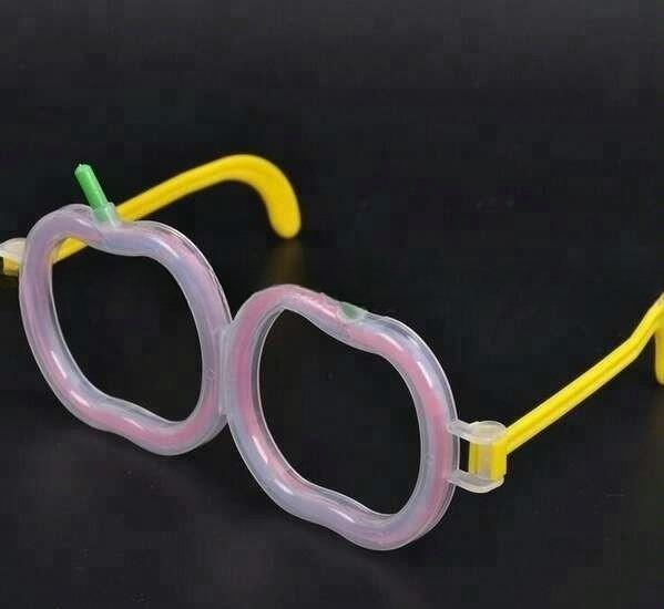 Quality Novelty Light Up Apple Shape Glow Stick with Non-toxic PE Fluorescent Liquid for sale