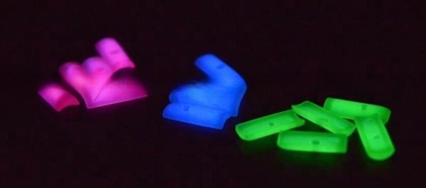 Quality 2 Years Shelf Time Assorted Colors Glow Finger Nail for Halloween Festival Favor for sale
