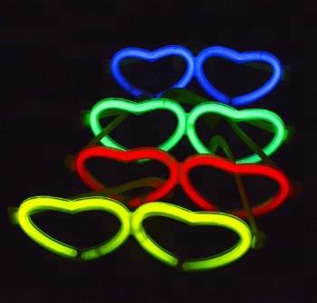 Quality Event Celebration Party Supplies Non-Flammable 8 Inches Glow Stick Heart Shape for sale