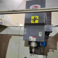 China Second Hand 3 Axis CNC Milling Machine Center Class C3 Precision Screw for sale