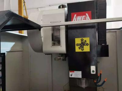 중국 사용된 CNC 전환과 분쇄 센터 아위아 850 3 주축 VMC 화낙 시스템 판매용