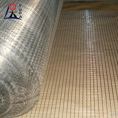 China Square Hole Welded Wire Fence Panels Gi Wire Mesh 2.0mm-4.0mm for sale