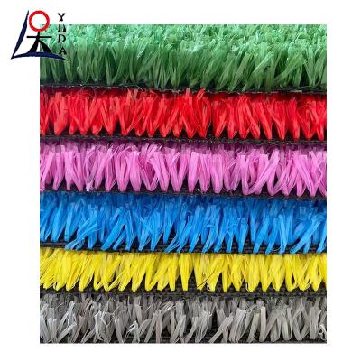 Cina Decorazione paesaggistica giardino erba di plastica prato calcio erba sintetica artificiale in vendita