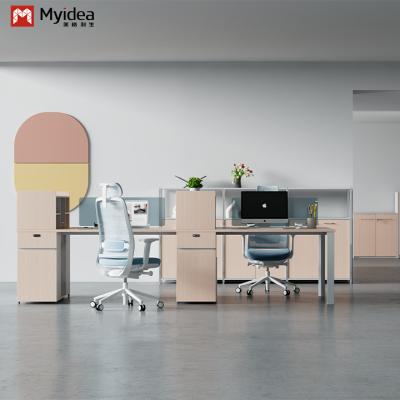 China Modern Contemporary Staff Desk with Glass Screen and Eco-Friendly Office Furniture for Commercial Use for sale