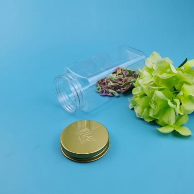 Cina barattoli di plastica del quadrato 320ml con l'imballaggio matto del biscotto di Candy dei coperchi in vendita