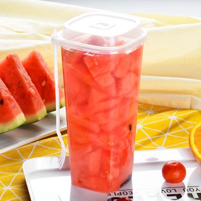 中国 ふたが付いている曇らされた32oz使い捨て可能な泡ティー カップはプラスチック コップを懸命に平方する 販売のため