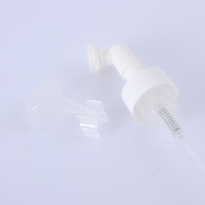 Cina Bottiglia di plastica non versata con coperture di pompa in schiuma e tappo per spazzolino in silicone per la cura della bellezza in vendita