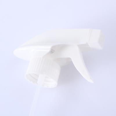 Cina Tappo di bottiglia non versamento pompa di plastica bianca innesco spruzzatore bottiglia per la pulizia in vendita
