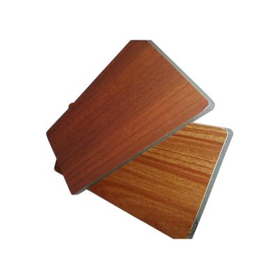 Cina Pannello sandwich rivestito in legno con rivestimento in PE in vendita