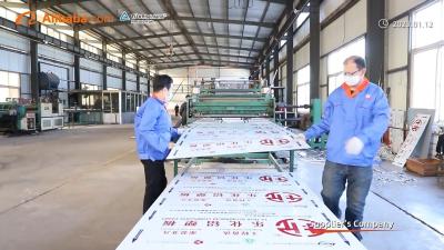 Cina Moderna tavola composita in legno di alluminio per la decorazione di case 4 mm o spessore personalizzato in vendita