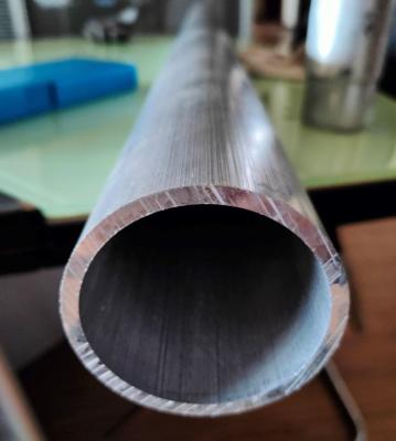 Cina 2024 resistenza di alluminio senza cuciture del tubo 2.6M High Strength Corrosion della tubatura in vendita