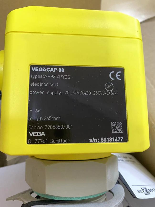 Close-up of CAP98.XPYDS Vega Level Transmitter