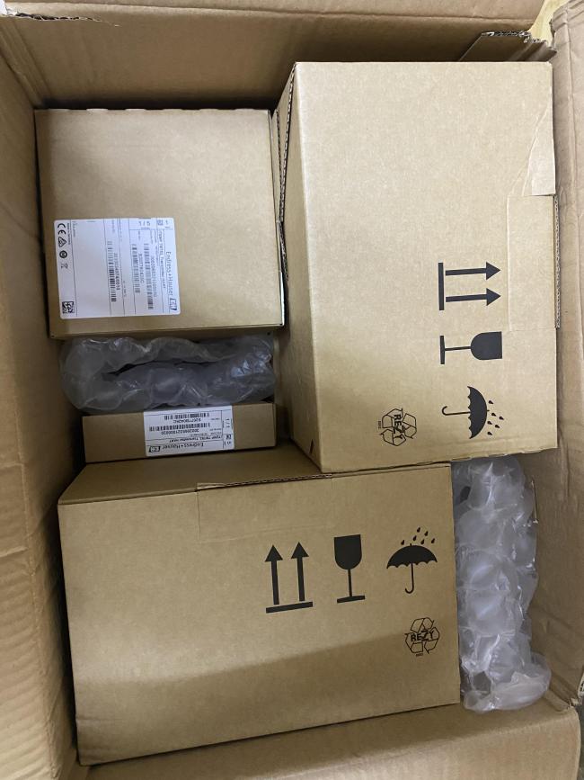 iTEMP TMT82 7 Temperature Transmitter side view