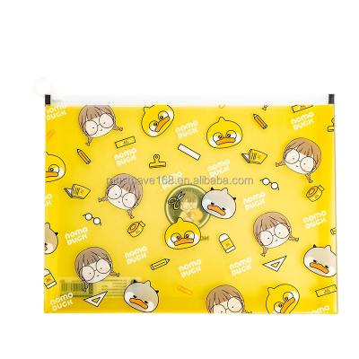 Cina Popular Durable Transparent Pocket Document Organizer Bag PVC Zipper Envelope File Folder Waterproof Plastic Double Zipper PP A4 Bags in vendita