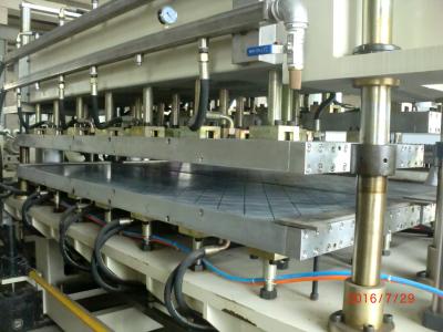 중국 고강도 PC 구렁 Multiwall 장 밀어남 선 제품 폭 2100mm 판매용