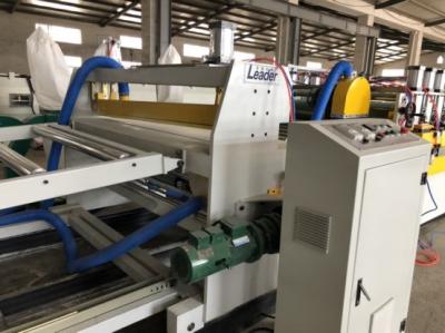 China 1220*2440mm 4*8F de Witte van de het Schuimraad van Kleurenpvc Capaciteit van de de Uitdrijvingsmachine 400kg/H voor Keukenkast Te koop