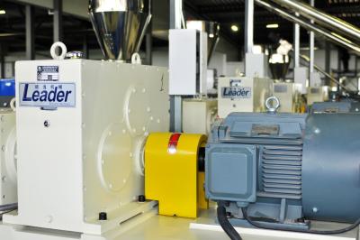 Cina Linea 260kg/H dell'estrusione dello strato di Decking della finestra del PVC WPC per i contenitori in vendita