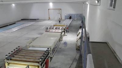 중국 PC 중공 보드 패널 제작 기계 U 자형 인라인 잠금 거싯 보드 U 잠금 판매용