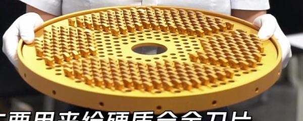 High Temperature Vacuum Vapor Deposition Furnace with 1100C Maximum Temperature Range