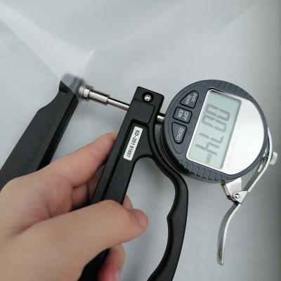 Cina Buona estensibilità/resistenza allo strappo della SEDE POTENZIALE DI ESPLOSIONE del film caldo traslucido della colata per il materiale della spugna in vendita