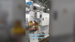 showing of diffusion welding machine