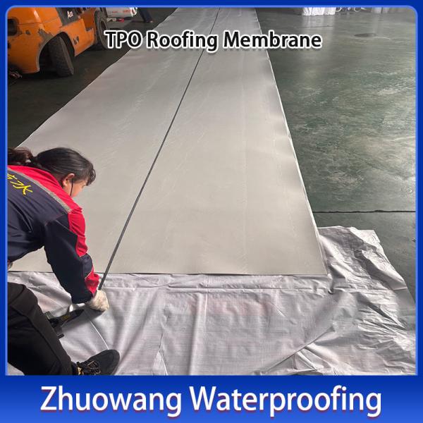 Quality Thermoplastic Polyolefin TPO Waterproof Membrane 1.2-2.0mm For Light Steel Structure Roofs for sale