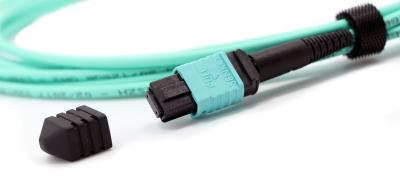 Cina perdita del PVC LSZH Aqua Senko Super Low Insertion del cavo di toppa di 12F OM3 3.0mm MPO-MPO in vendita