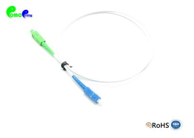 중국 SC APC - SC UPC 광섬유 헝겊 조각은 FTTH 하락 케이블을 달기를 위한 심플렉스 3.0mm 1m OS2 G657B3 백색 LSZH 재킷에 케이블을 답니다 판매용
