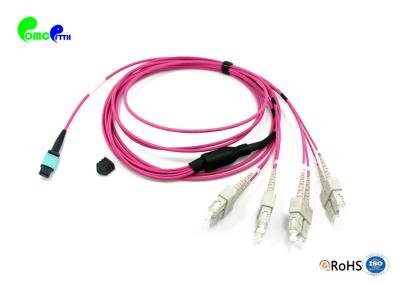 中国 SC UPC 8F 50/125μmのファン・アウト2.0mmマゼンタ5MのタイプBへの8F OM4 MPOのトランク ケーブルMPOの女性 販売のため