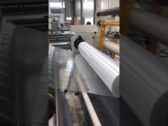 Máquina de revestimento por extrusão de papel base de rolo de 1600 mm com rolo de filme macio de plástico PET