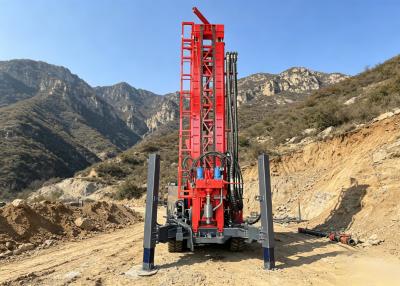 China 0-180m Efficient Crawler Water Well Drilling Rig For Arid Regions for sale