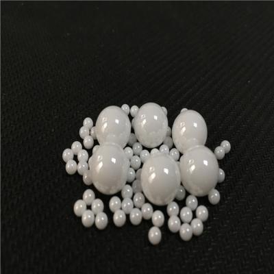 Cina Palle dell'ossido di zirconio di resistenza della corrosione del grado di PPM Abrsion in vendita
