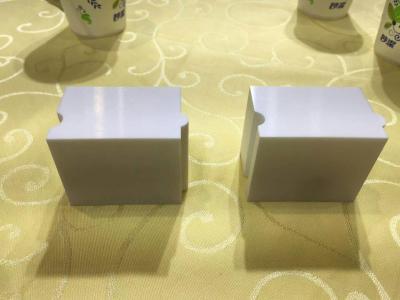 中国 精密1300HV機械感知可能な陶磁器のブロックの立方体のジルコニアの陶磁器の部品 販売のため