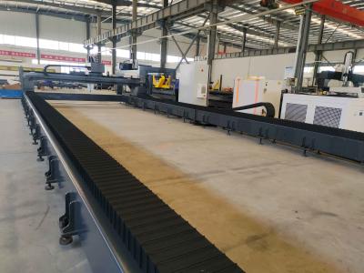 China 3 Chuck Laser Pipe Cutting Machine 3000-6600W voor zware buisverwerking Te koop