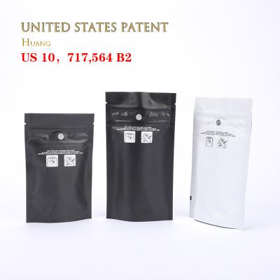 Cina Sacchetti di plastica Mylar a misura a prova di odore a prova di bambino di plastica resistente alla chiusura della cerniera in vendita