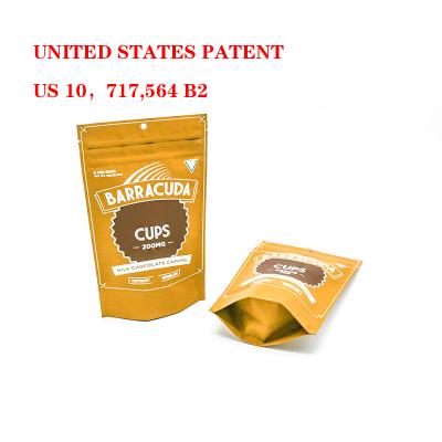 Cina 5x8 8 x 12 borsa usa e getta Mylar sacchetti a prova di bambini sacchetti a prova di odore chiusura sicura in plastica con cerniera in vendita