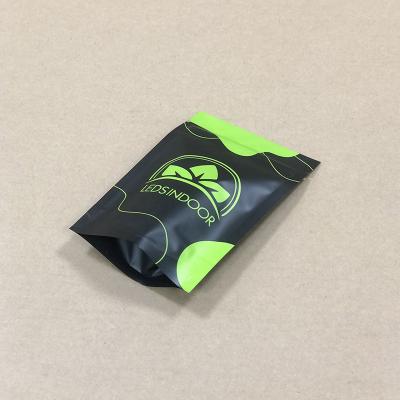 중국 어린이 단독 냄새 단독 냄새 Mylar 다시 닫을 수 있는 열 밀폐 엽지 서식 가방 판매용