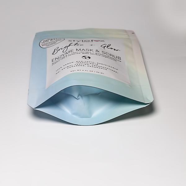 Quality Eco - Friendly Stand Up Pouches For Skincare Products Packaging With Recyclable for sale