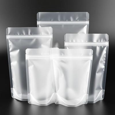 China Bolsas de pie translúcidas biodegradables y directas de fábrica para el envasado de accesorios de baño disponibles en múltiples tamaños. en venta