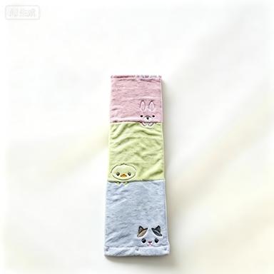 Quality Three-Color Spliced Button-Link Hand Towel Made of Microfiber Coral Fleece for Bathroom and Kitchen for sale