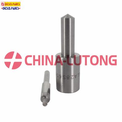 China common rail engine parts 0934008520 denso nozzle DLLA147P852 apply for komatsu for sale