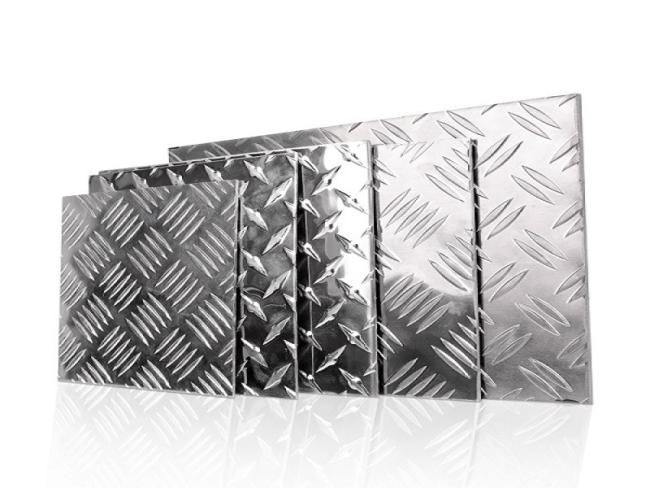 Aluminium Sheet Five Bar Aluminum Stair Steps Bus Floor Plate Sheet 1060 5052 3003 1050 Checkered Floor Tread Aluminum Non-Slip Plate