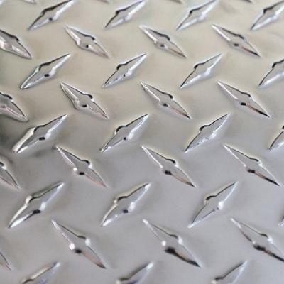 China 3003 3105 5052 Customized Embossed Aluminum Alloy Sheet Brite Finish Checkered Plate for sale