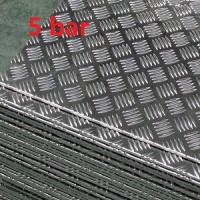 China 3003 5052 Aluminum Checkered Plate Brite Tread Sheet for CC Processing 1000 mm Width for sale