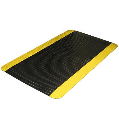 Cina Ergonomic Rubber ESD PVC Tile Anti Static Flooring Mat Anti Fatigue in vendita
